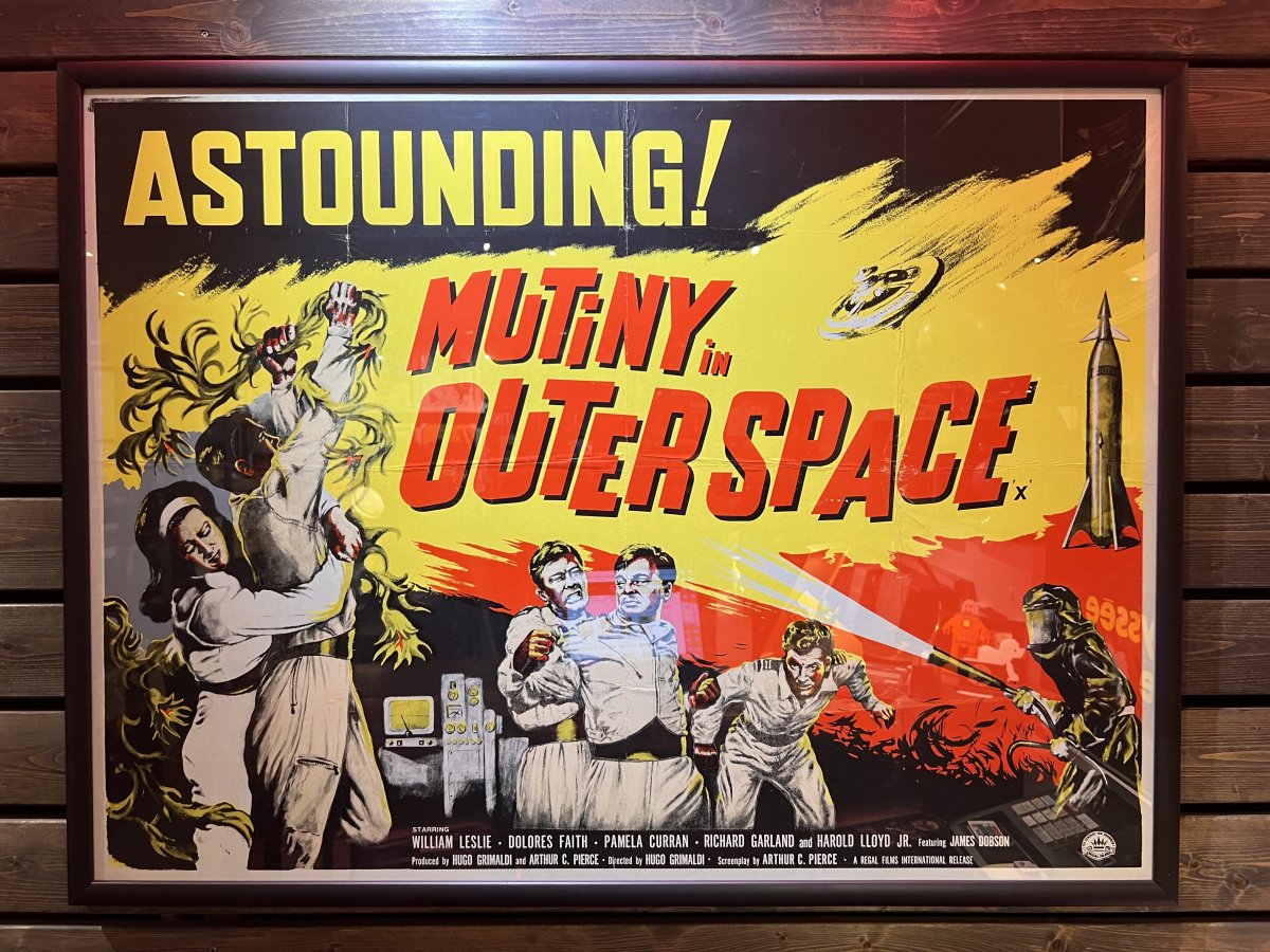 Mutiny in Outer Space - Sci-fi & Gys - FilmPlakaten.Com